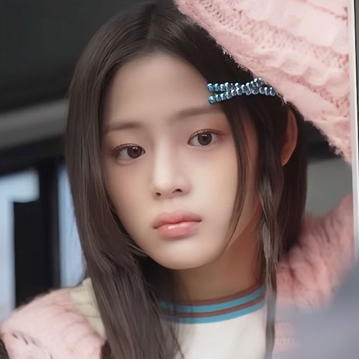 Minji | Personaje de chatbot de IA | BOT3 AI