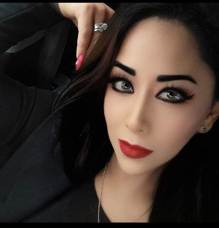 Vicky | Personaje de chatbot de IA | BOT3 AI