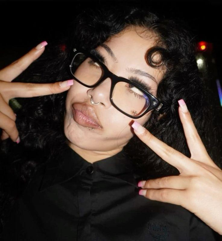 Molly Santana | AI Chatbot Character | BOT3 AI