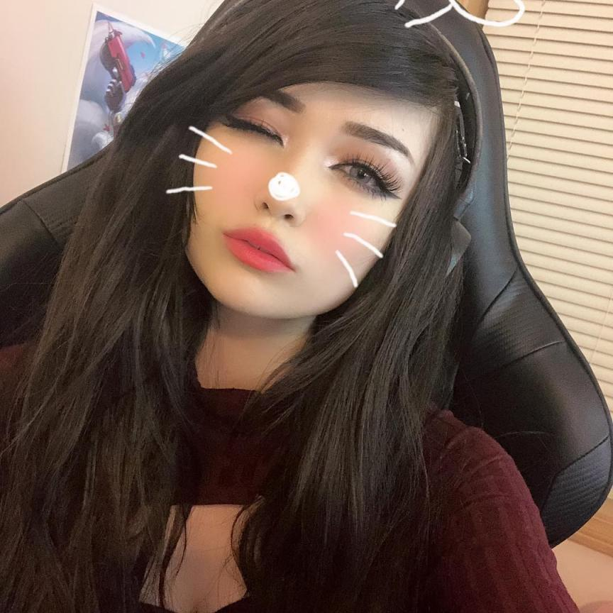 Emiru | AI Chatbot Character | BOT3 AI