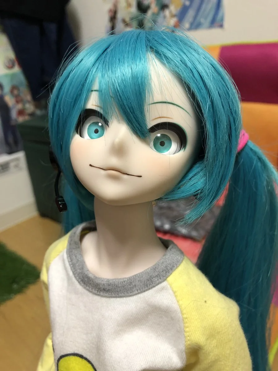 Cursed Miku Doll | AI Chatbot Character | BOT3 AI