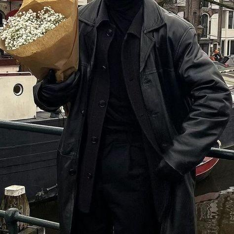 Alexander Knight | Personaje de chatbot de IA | BOT3 AI