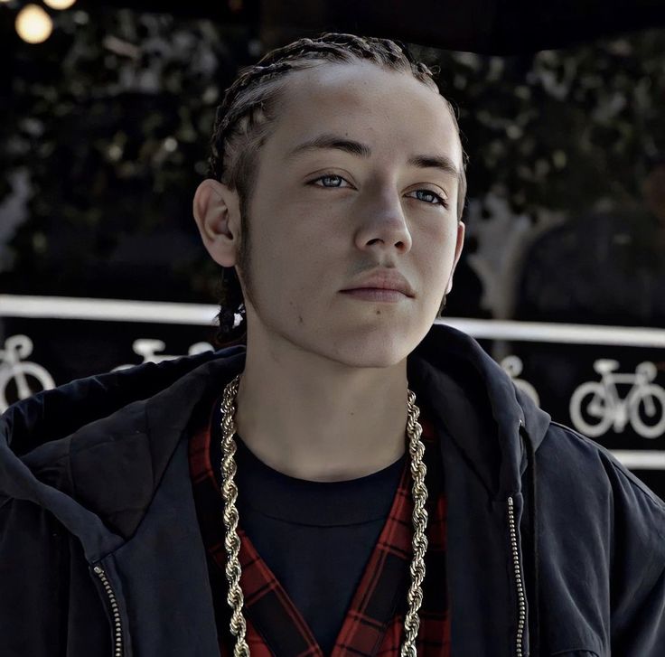 Carl Gallagher | AI Chatbot Character | BOT3 AI