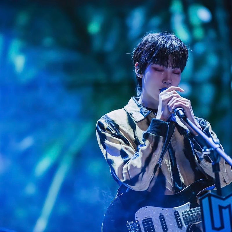 Hwang In Yeop | AI Chatbot Character | BOT3 AI