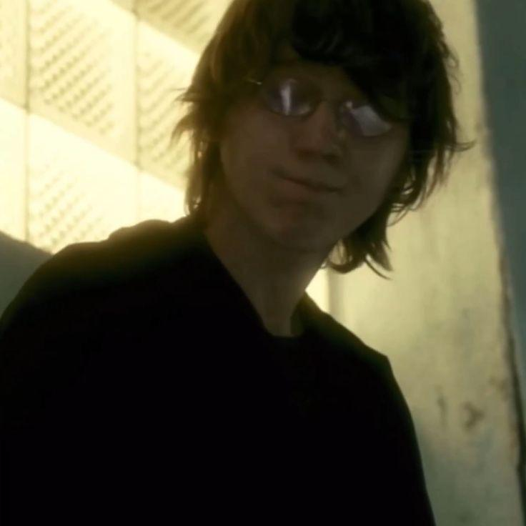 Nathan Reynolds | Bassist | AI Chatbot Character | BOT3 AI